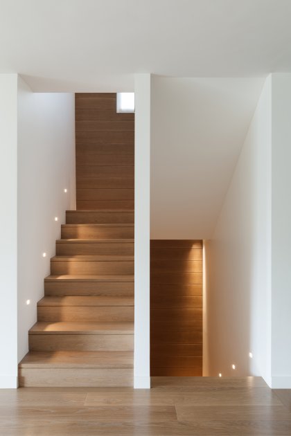 Jak krok po kroku zrobić schody wewnętrzne z paneli podłogowych